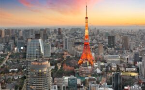 Explore 165 Popular Japanese Last Names and Their Origins