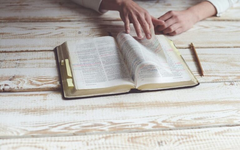 What Does ‘I Rebuke You in the Name of Jesus’ Mean?